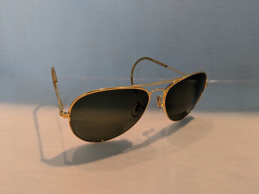Gold / Vintage Large Aviator Sunglasses With Cable Ear Pieces. Gold ...