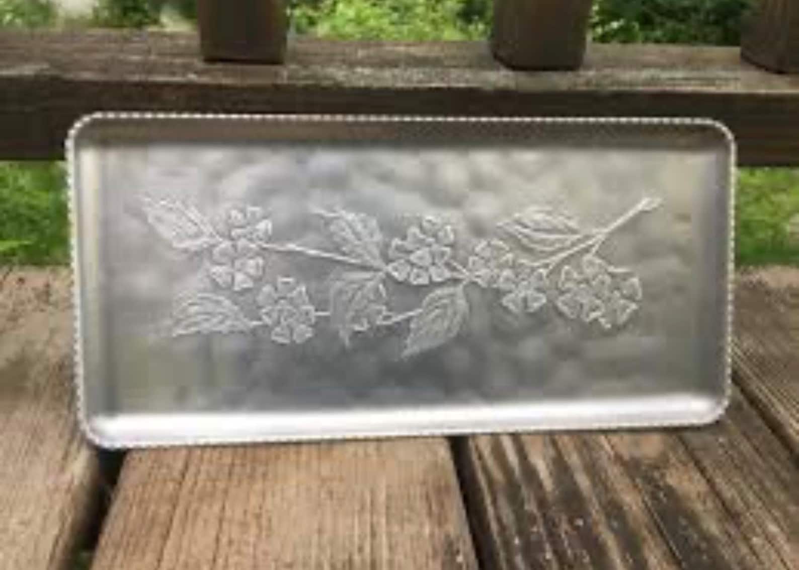 MCM Vintage Appetizer Plates/platters/snack Tray. Aluminum Set of 7 - Etsy