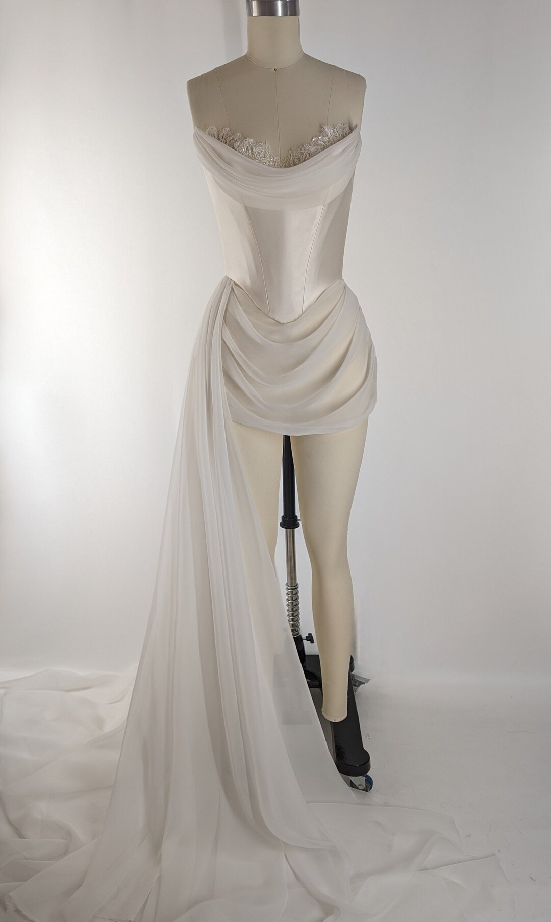 ANETTE | Pre-order off White Basque Waist Corset Embroidered Beaded ...