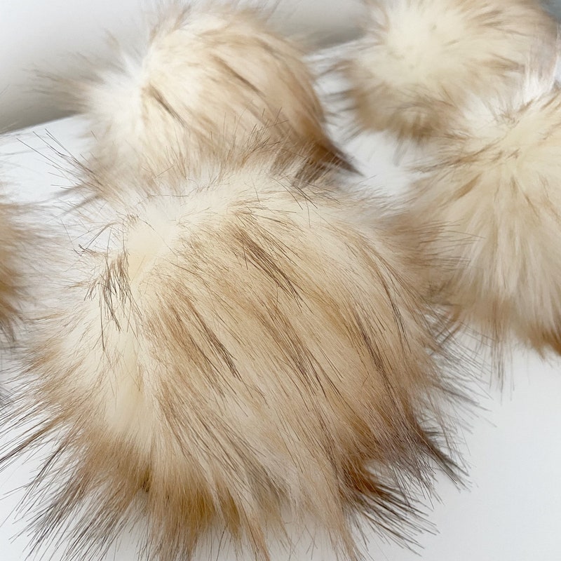 Pompoms - Etsy