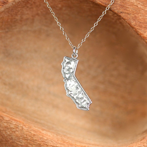 California Necklace - Etsy