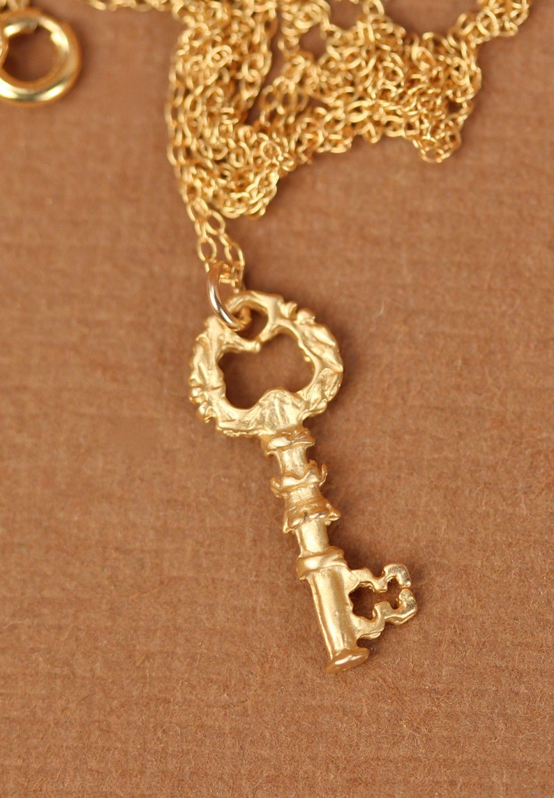 Key Necklace Gold Necklace Necklace Tiny Gold Skeleton Key - Etsy