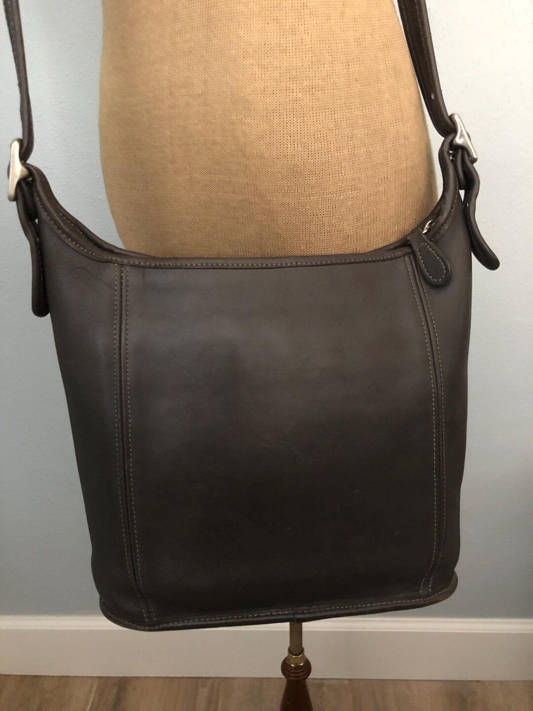 COACH Bleeker Brown Leather Bucket - Feeder Crossbody Shoulder Bag ...