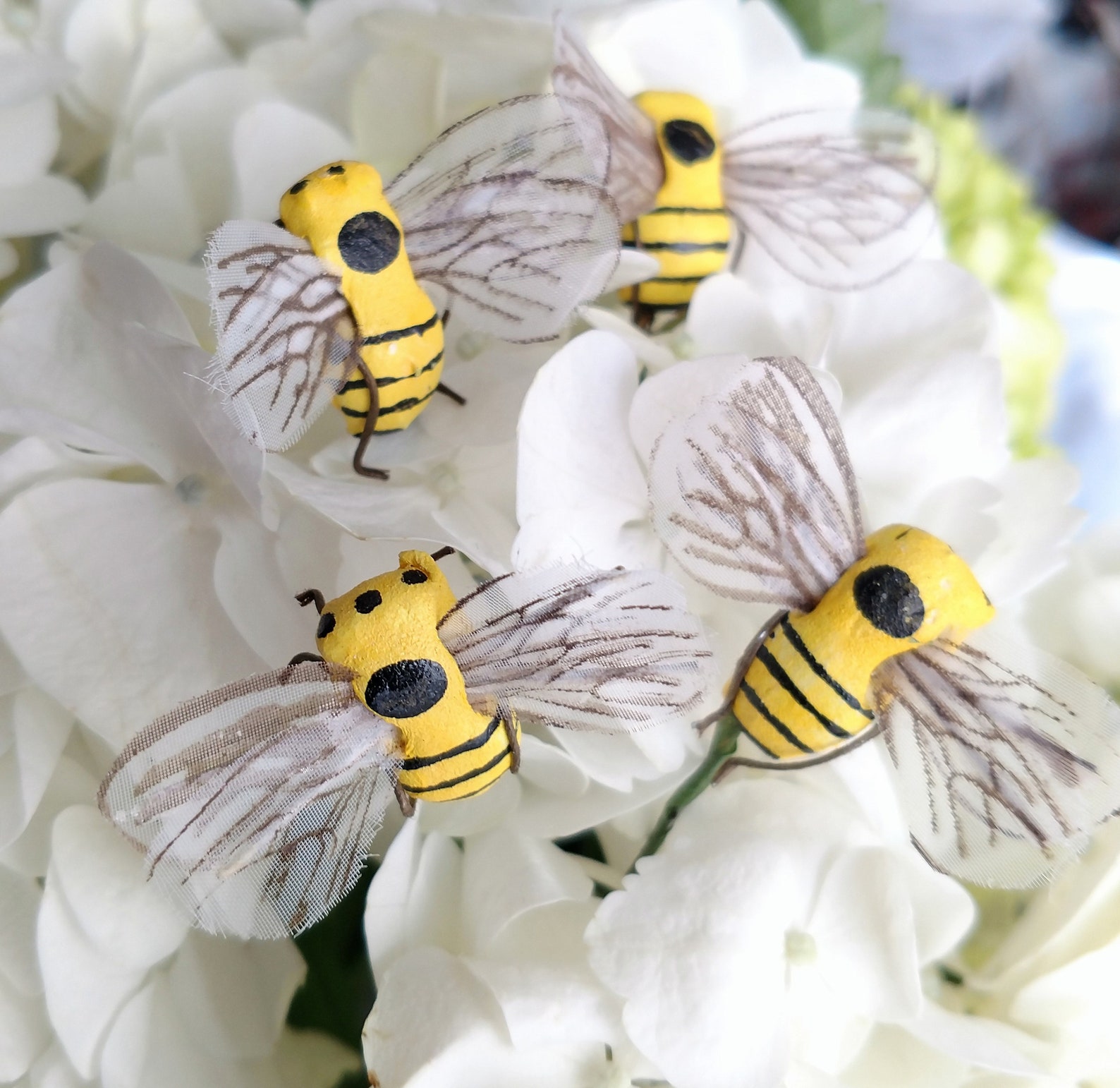 12 Cute Honey Bees on Wires Flying Yellow Bees, Insects for Floral ...