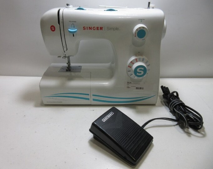 Singer Simple Sewing Machine E99670 Model 2263 23-stitch Sewing Machine ...