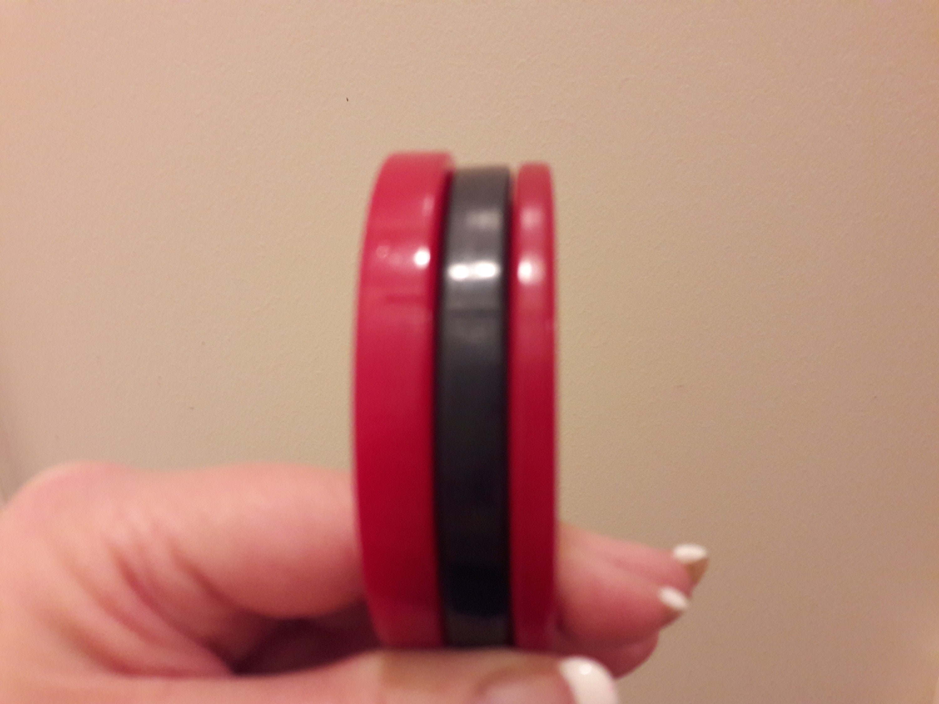 Vintage Bakelite Cuff Bangle 3 Bracelets 1 Black 2 Red - Etsy