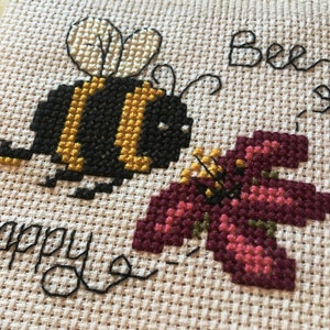 Cute Bee Cross Stitch Pattern: Bee Happy - Etsy Australia
