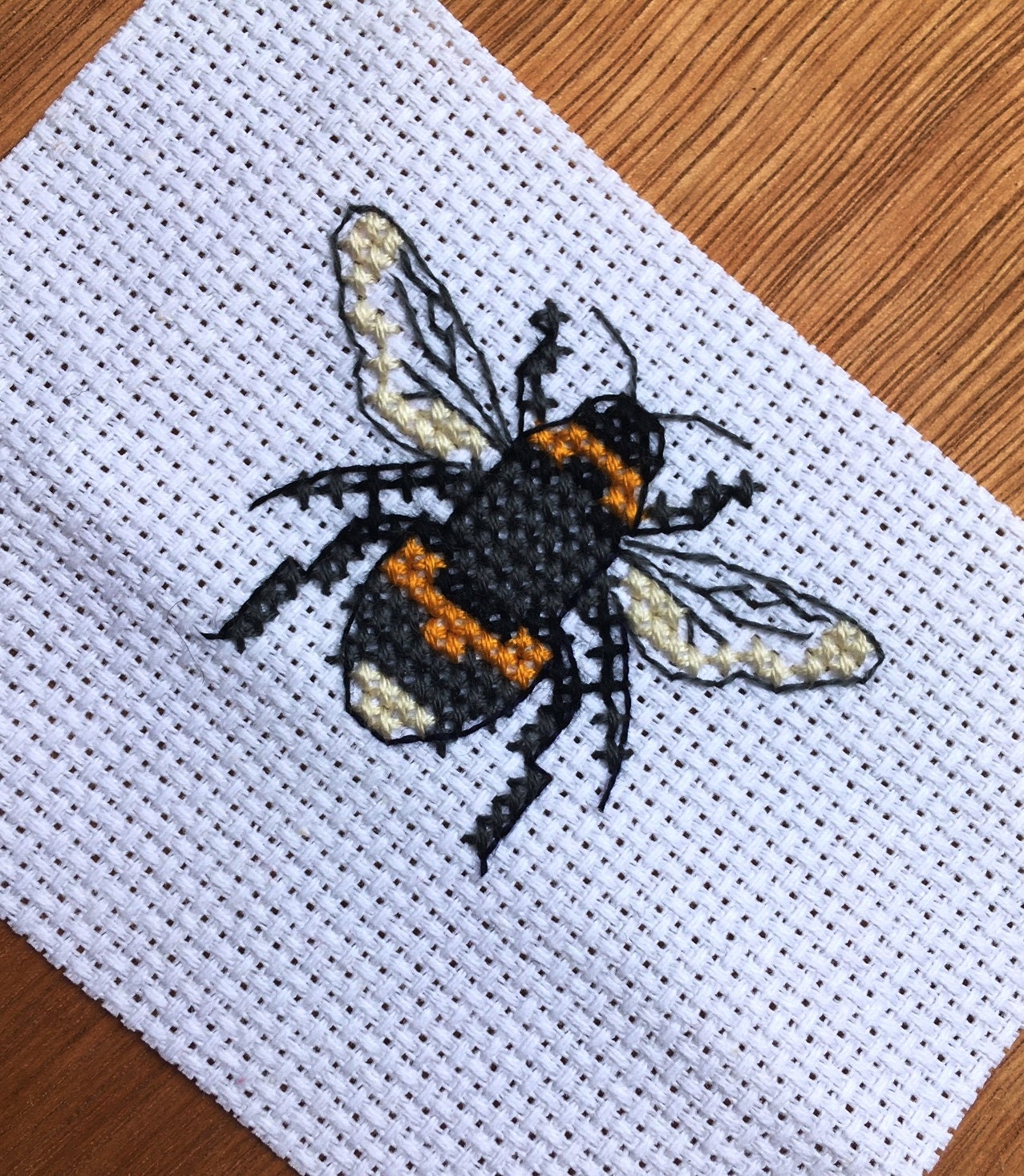 Bee Mini: a Miniature Cross Stitch Pattern - Etsy UK
