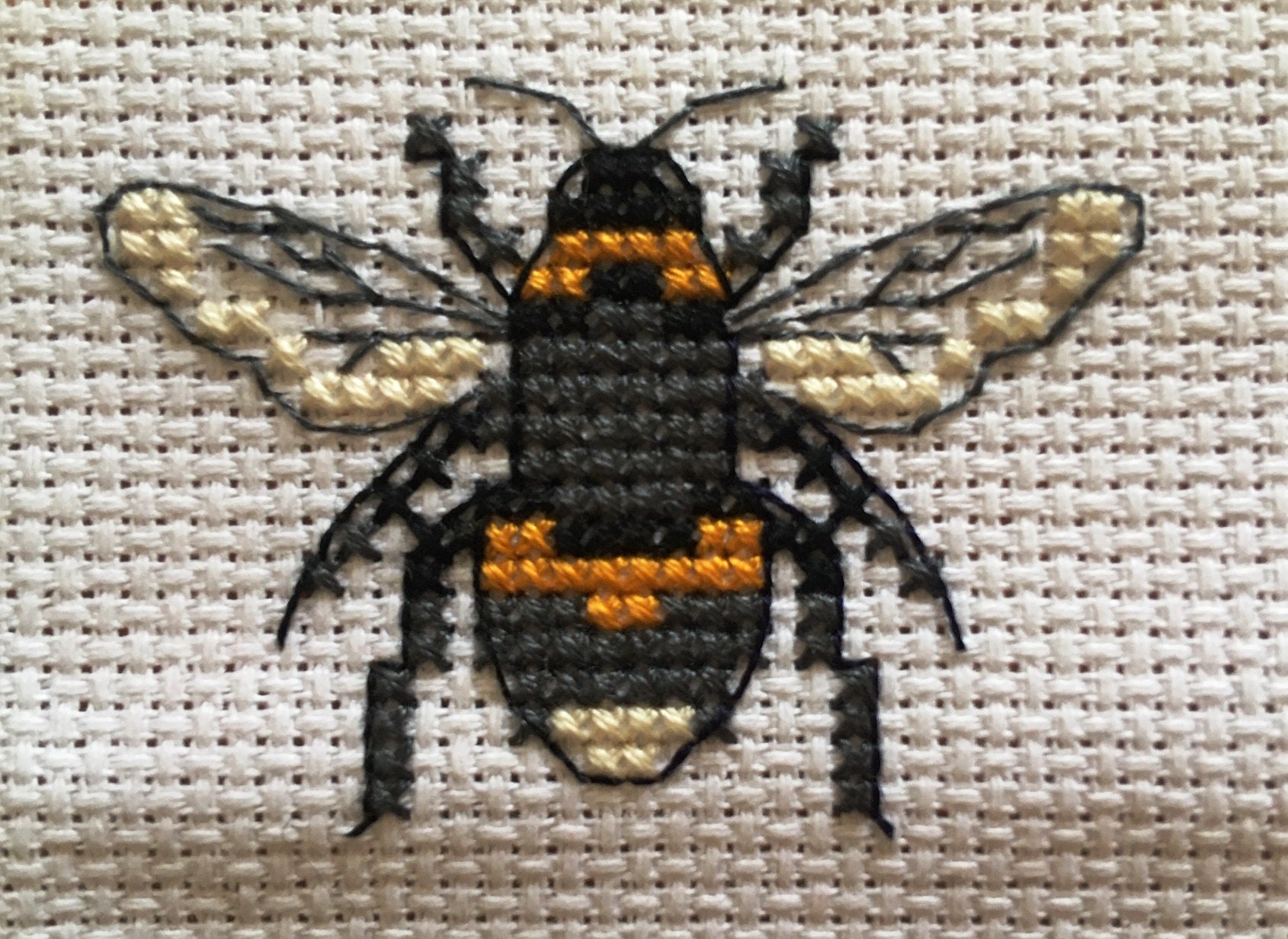 Bee Mini: a Miniature Cross Stitch Pattern - Etsy UK