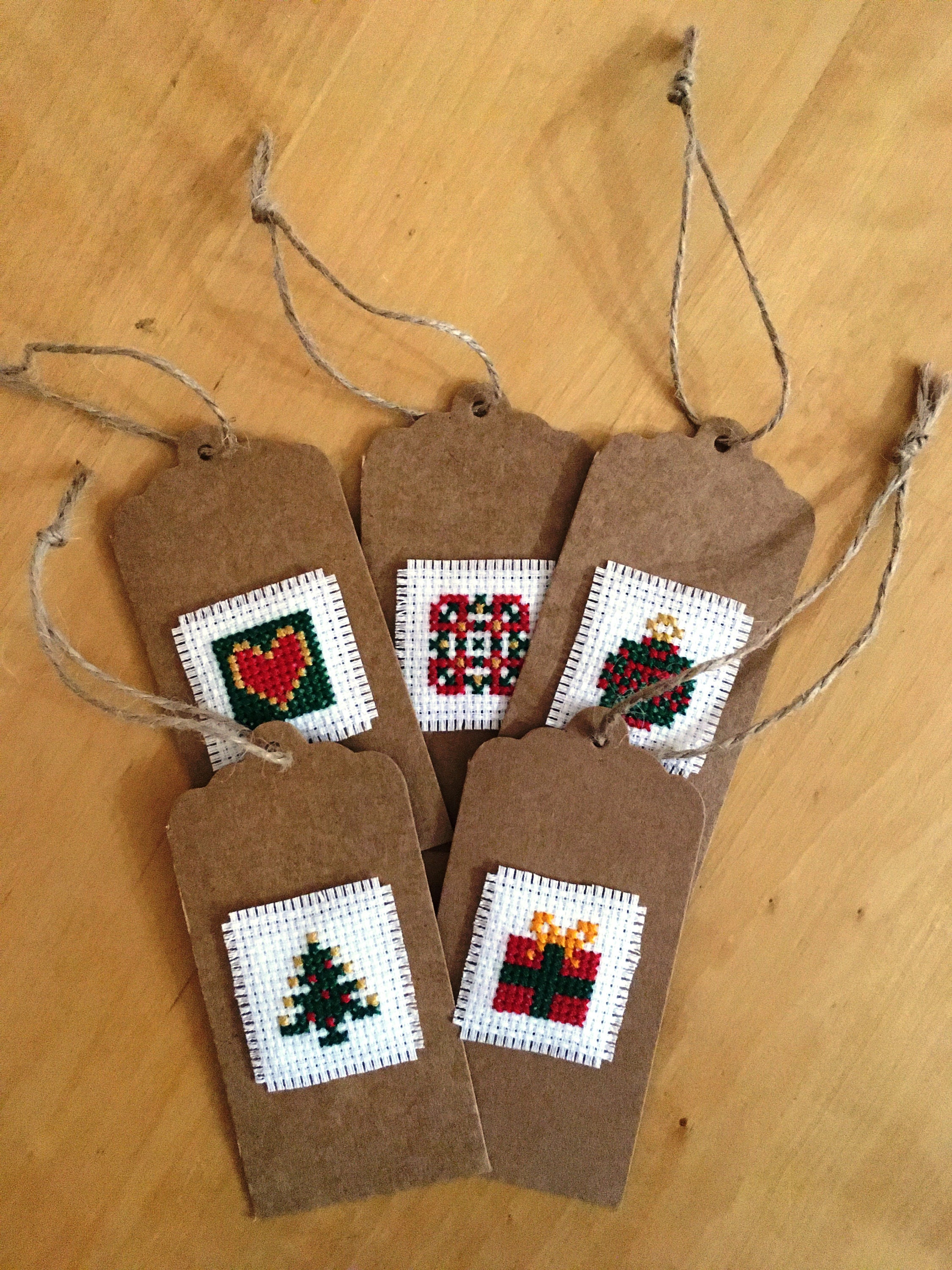 Cross Stitch Kit: Five Christmas Gift Tags - Etsy