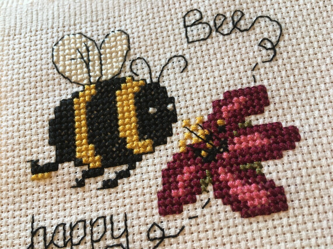 Cute Bee Cross Stitch Pattern: Bee Happy - Etsy