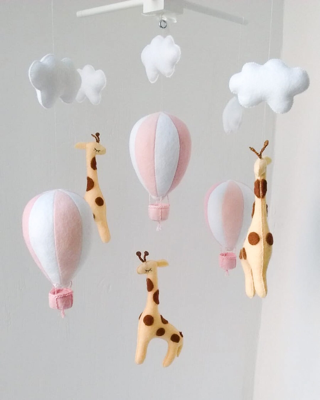 Hot Air Balloon & Giraffe Baby Mobile, Felt Nursery Decor - Etsy