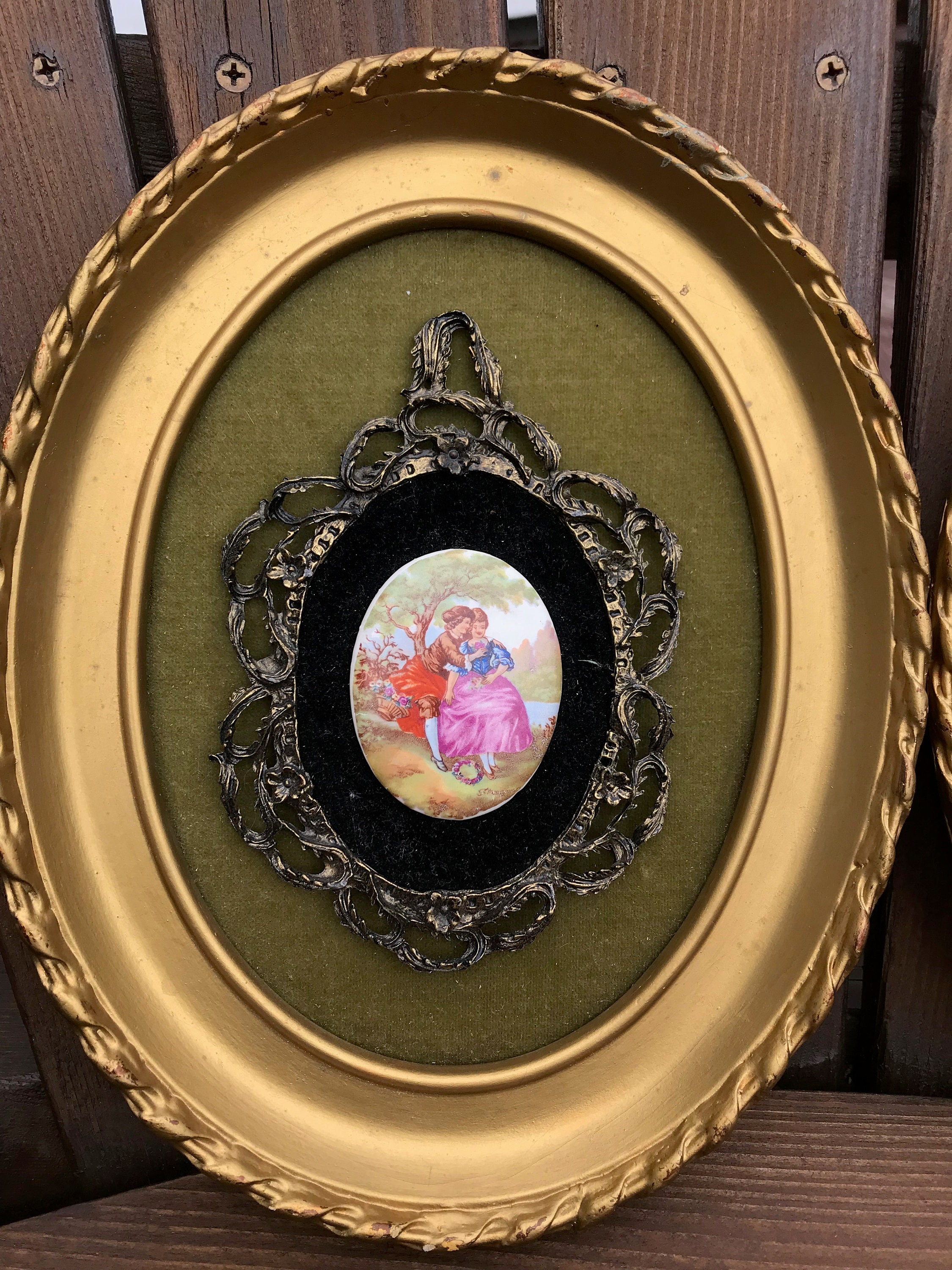 Set 2 Large 10 Oval Medallions Victorian Plaques Unique Vintage Wall ...