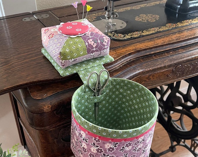 Thread Catcher With Detachable Patchwork Pincushion, Needle Minder ...
