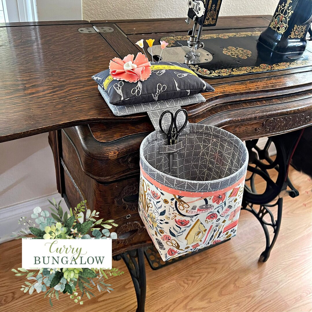 Thread Catcher With Detachable Pincushion, Sew in Style, Scrap Catcher ...