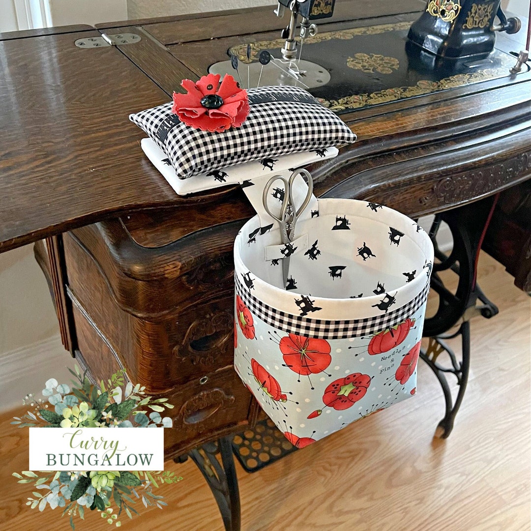 Thread Catcher With Detachable Pincushion, Sew in Style, Scrap Catcher ...
