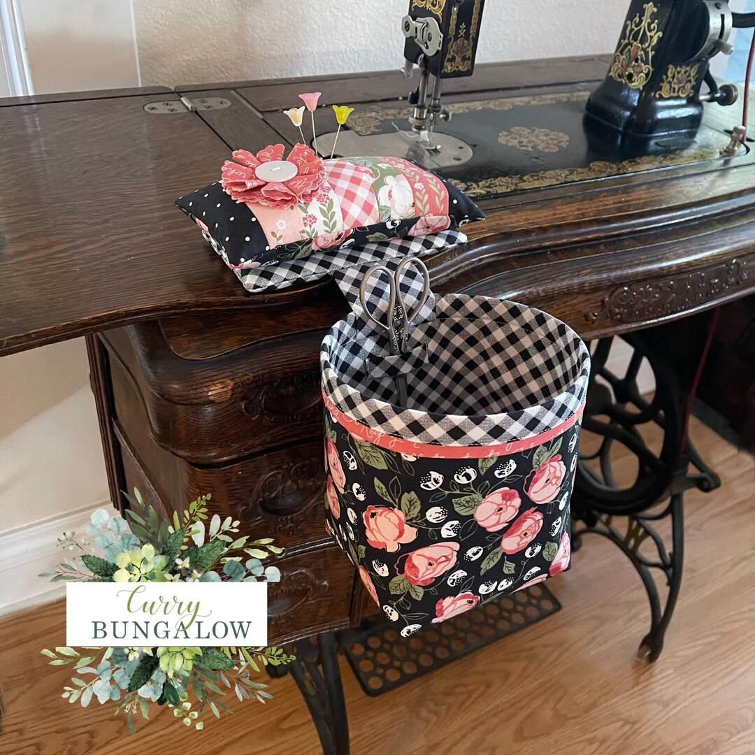 Thread Catcher With Detachable Pincushion, Sew in Style, Scrap Catcher ...