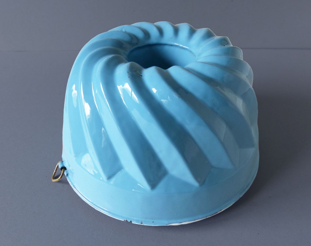 Antique Large French Turquoise Enamel Kugelhopf Baking Mold 1950s' - Etsy