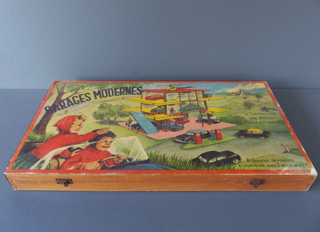 Large Vintage French Game Box - Etsy