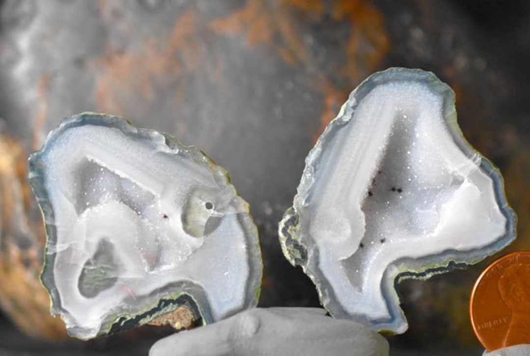Miniature Tabasco Geode Cabochon Mini Geode Split in Half Rare Banded ...