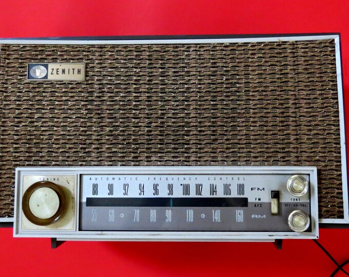 Vintage 1950's 60's ZENITH Model K725 Tube Radio AM FM - Brown - Retro ...