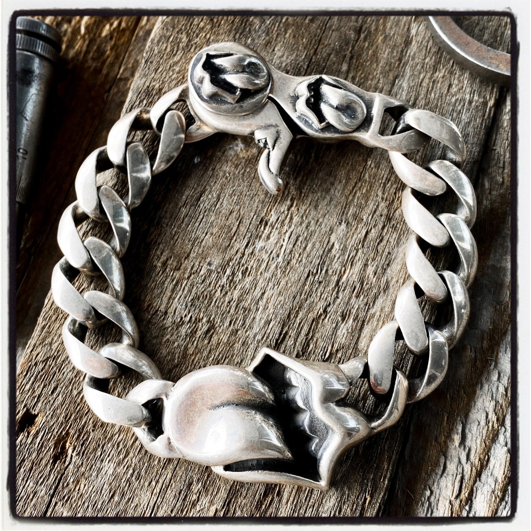 Mouth and Tongue Bracelet Mouth and Tongue Chain Rolling Chunky ...