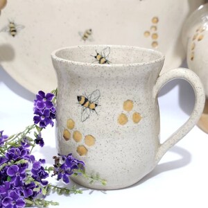 Bee Cup, Coffee Mug, Coffee Cup, Tea Mug, Bee Lovers ,hand Painted ...