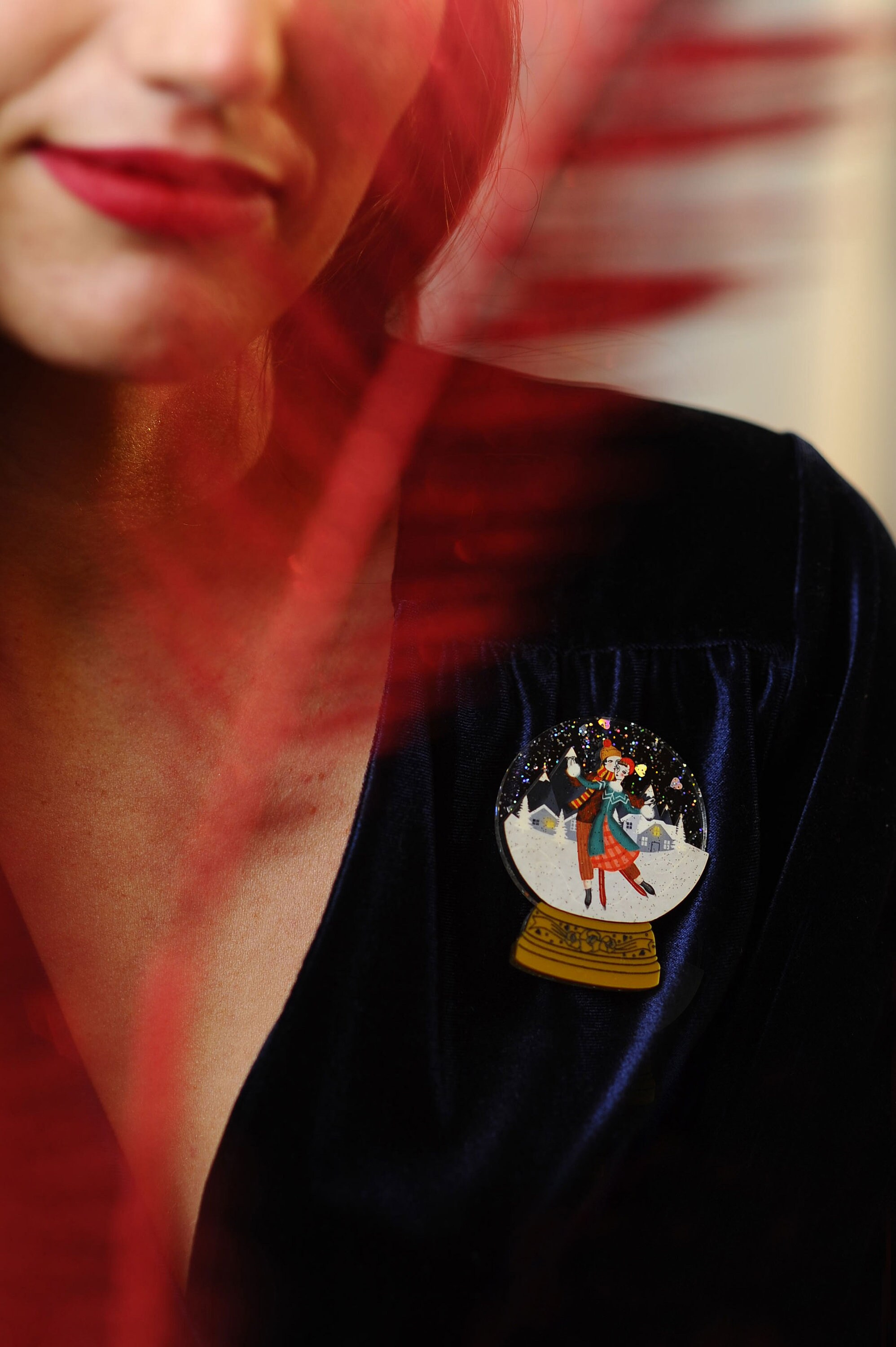 Ice Skating Snow Globe Brooch by Laliblue | Etsy