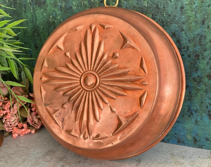 Vintage Copper Cake Pan, Decorative Scandinavian Embossed Baking Mould ...