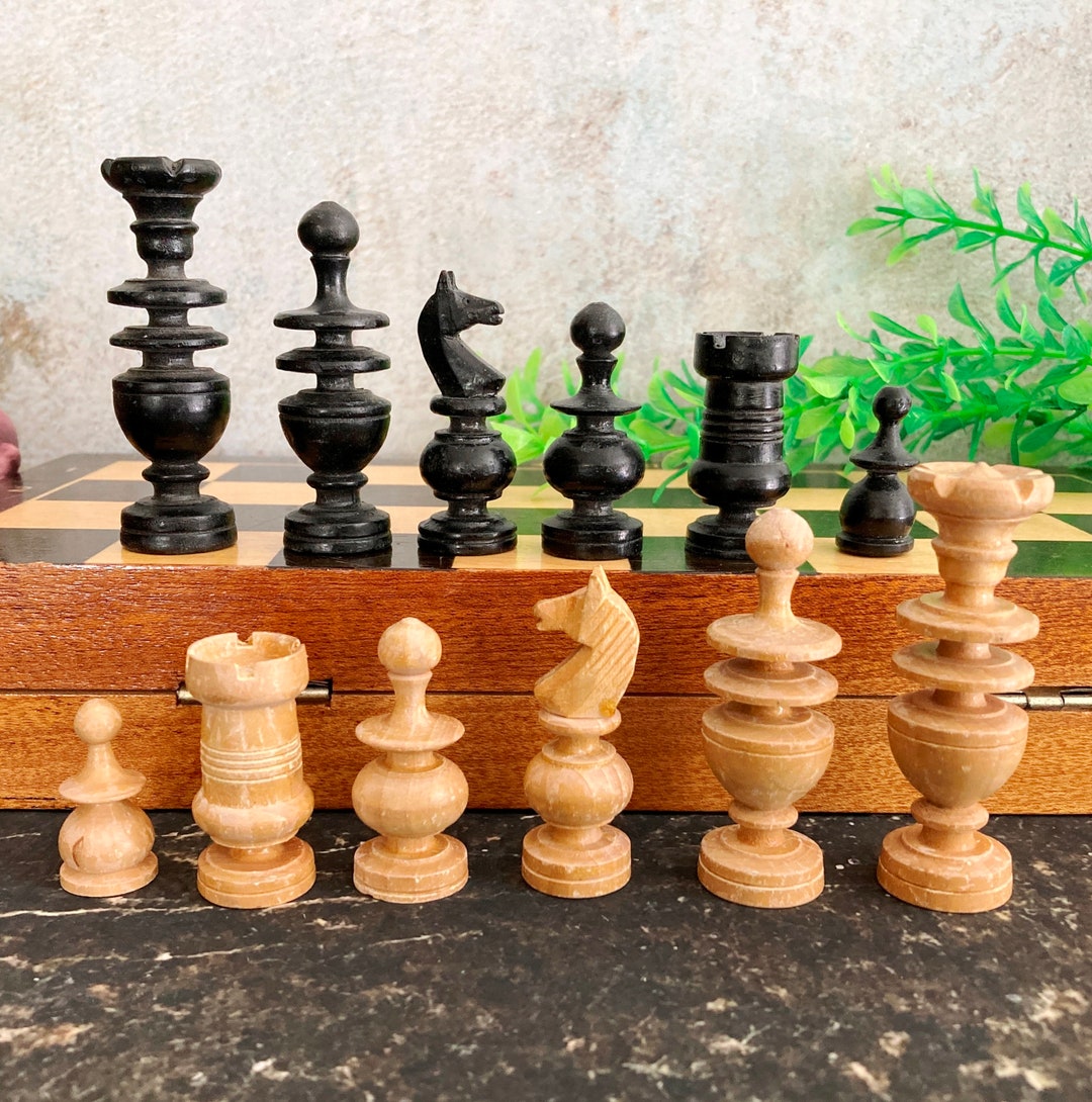 Wooden Chess Set, Vintage Complete Set, Small Wood Chess Pieces ...