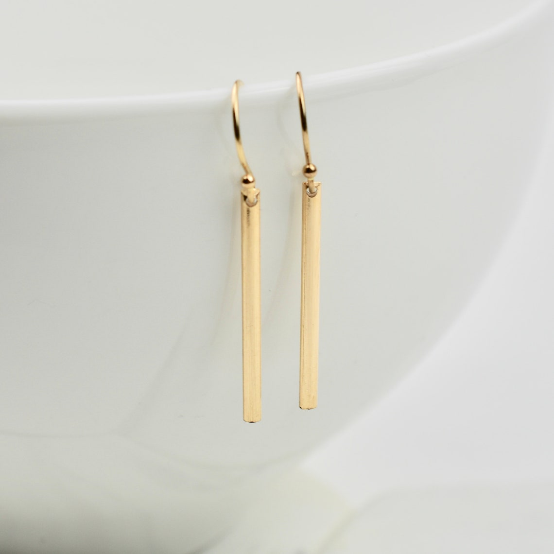 Gold Bar Earrings. Minimal Bar Earrings. 14K Gold Bar - Etsy