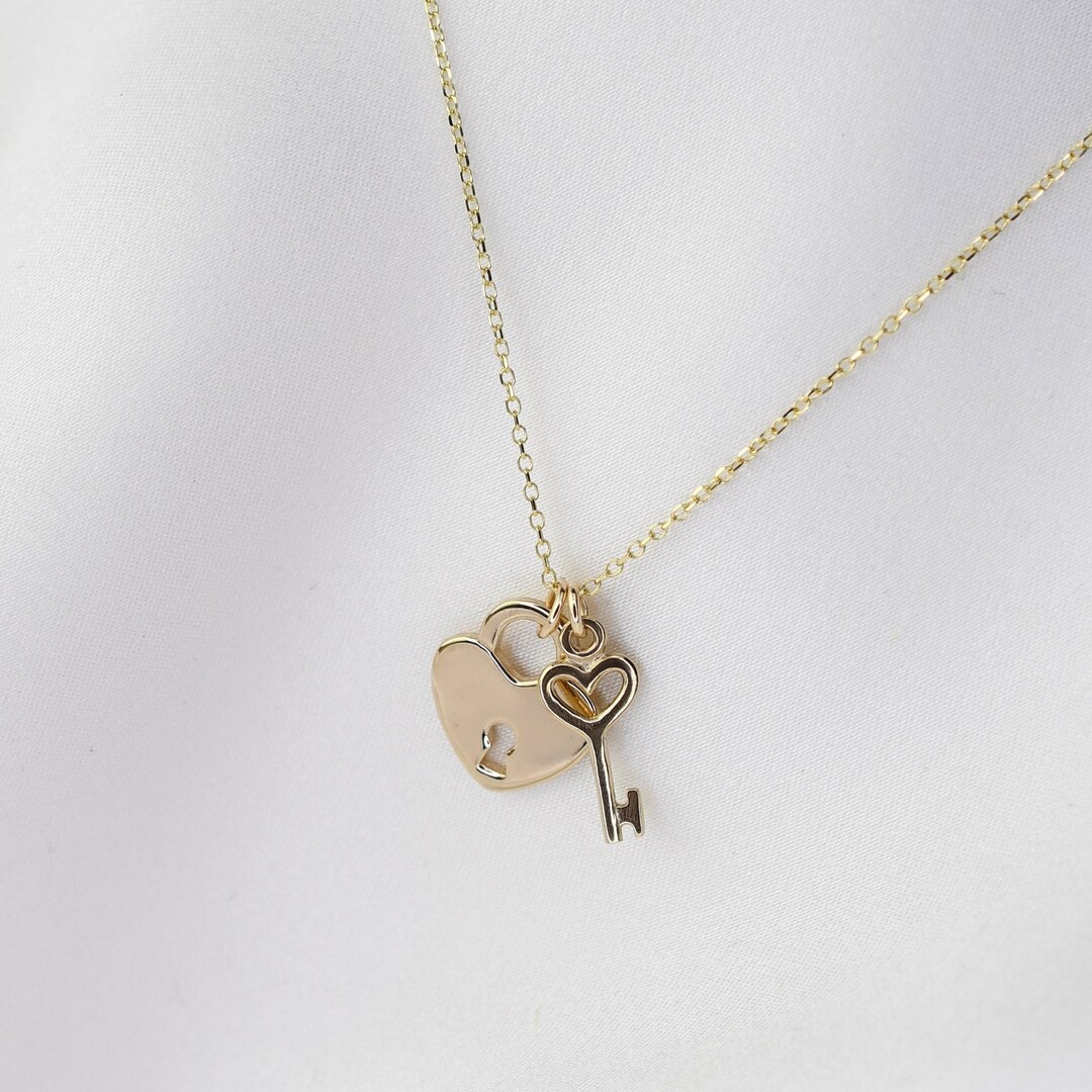 14K Gold Heart Key and Heart Lock Necklace - Etsy