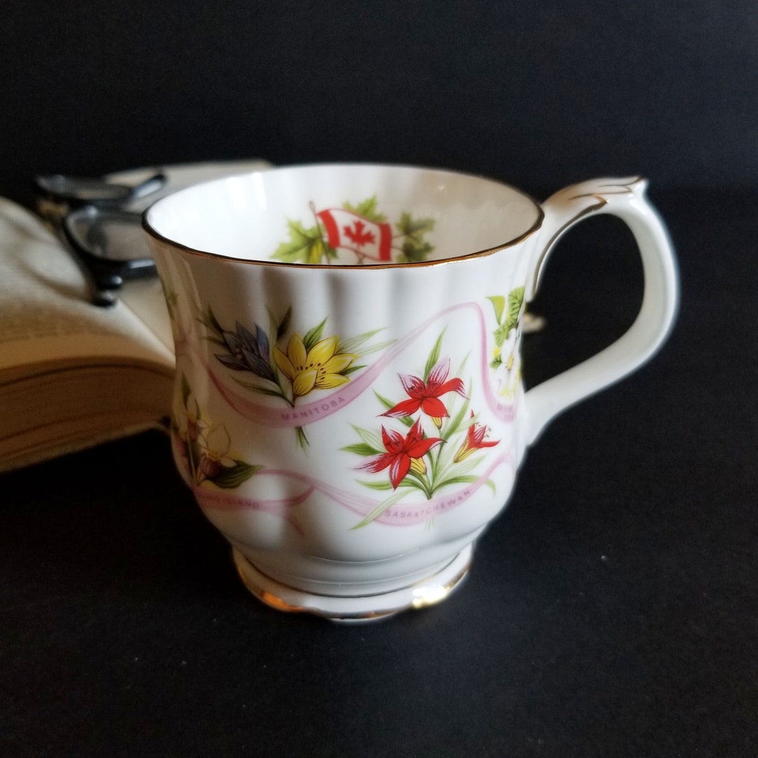 Royal Albert Fine Bone China Cup - Vintage White Porcelain Teacup ...