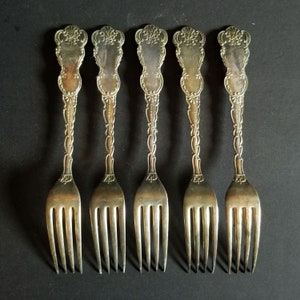Set of 5 Silver Plated Forks - Simpson H M & Co X Harvard 1897 Pattern ...