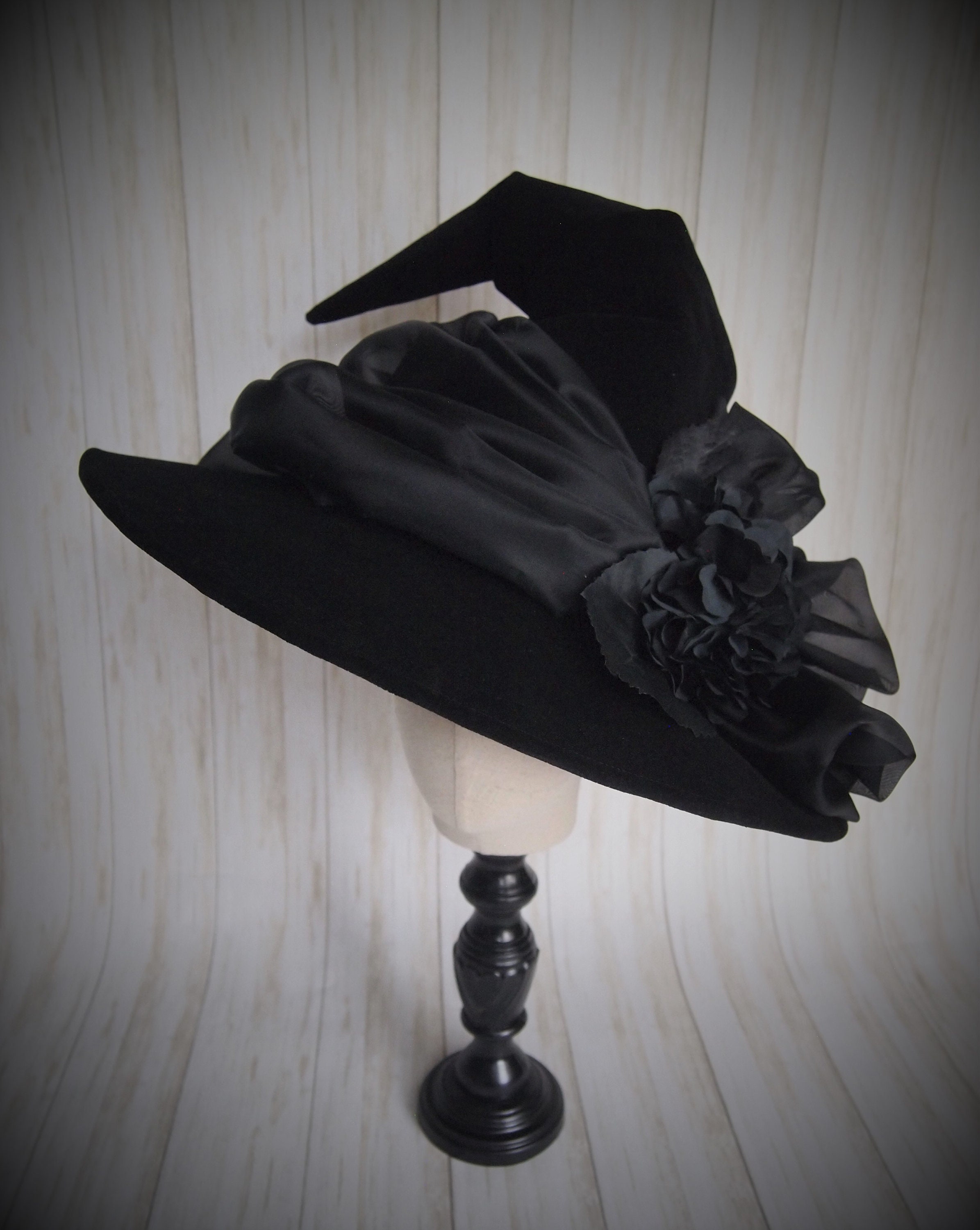 Witch Hat Beautiful Darkness
