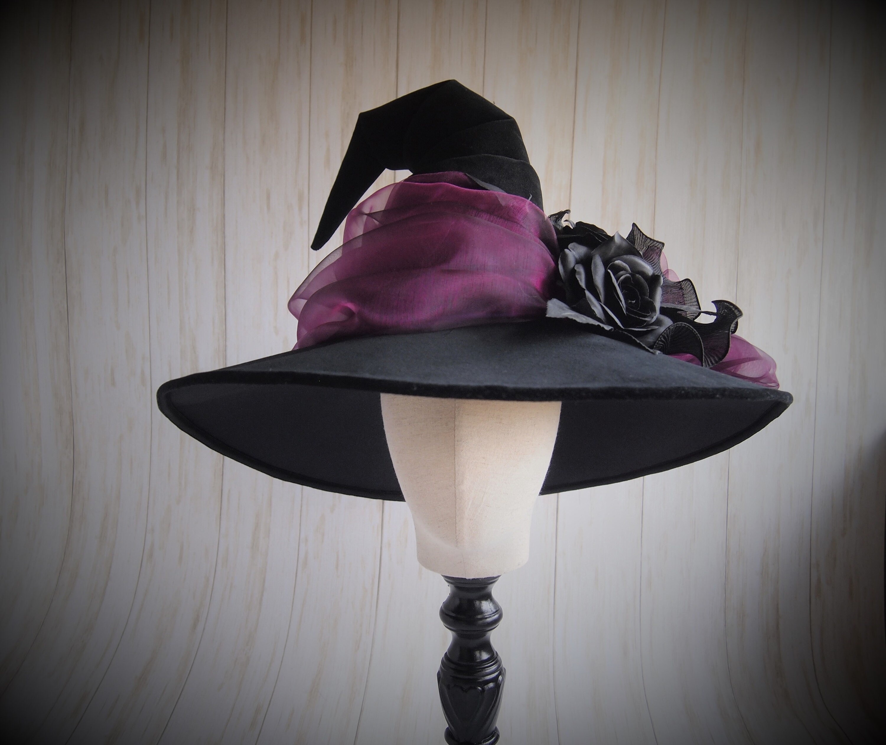 Witch Hat Magic Garden