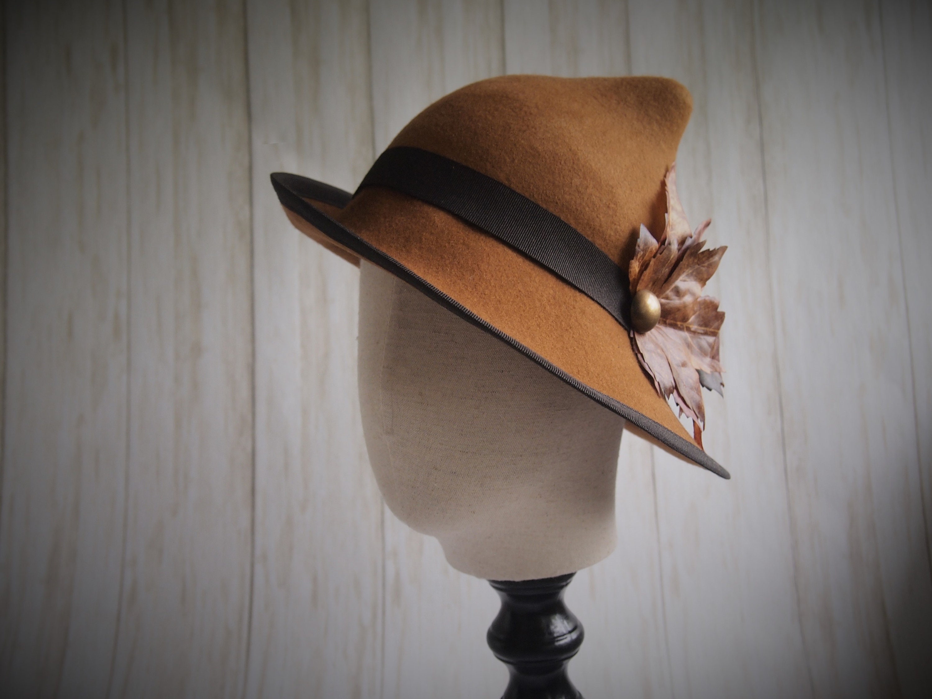 Caramel Felt Deco Hat