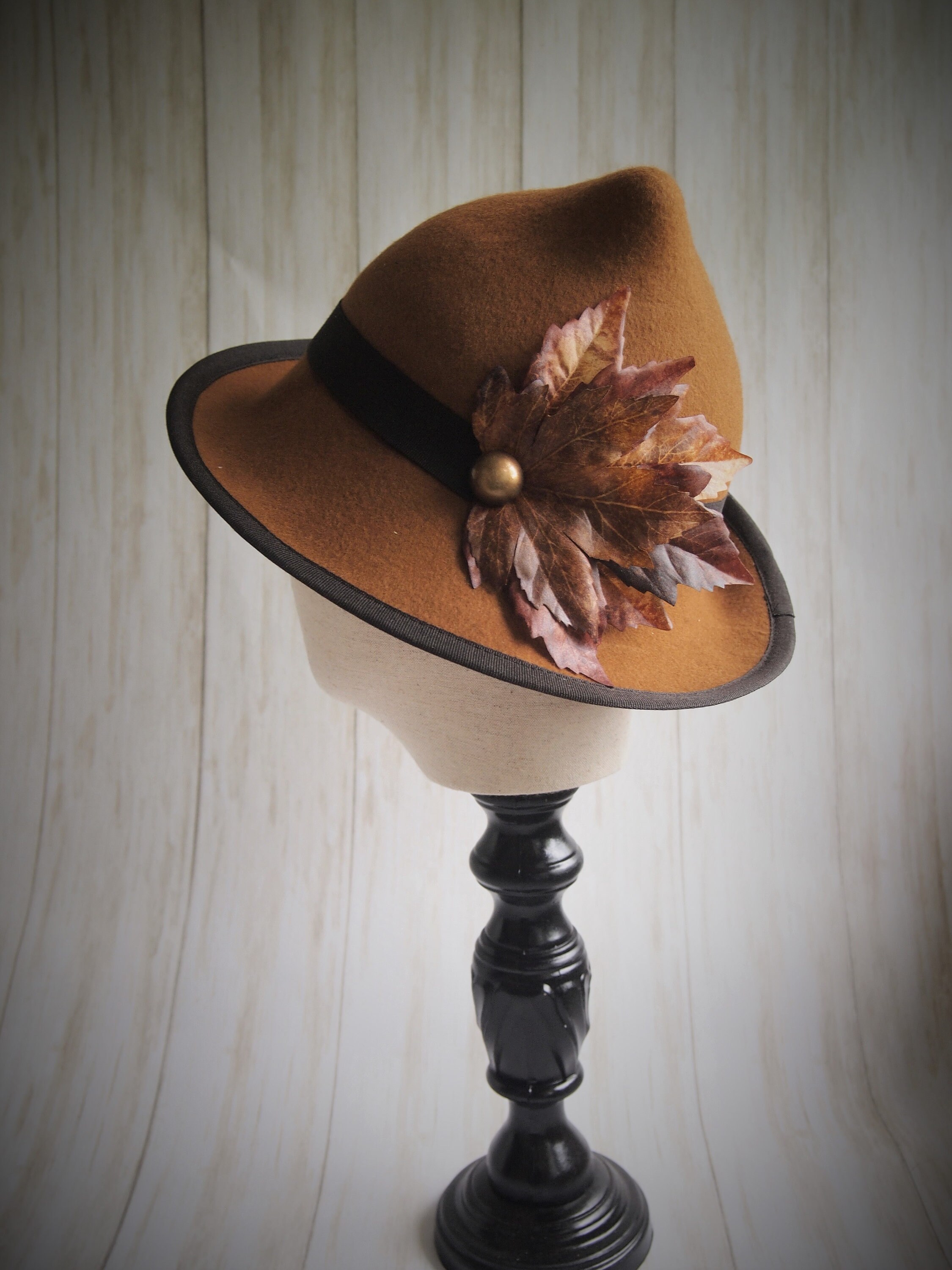 Caramel Felt Deco Hat