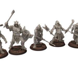 Orcs Horde Assault Orcs, Ruined City River Warriors Warband, Middle ...