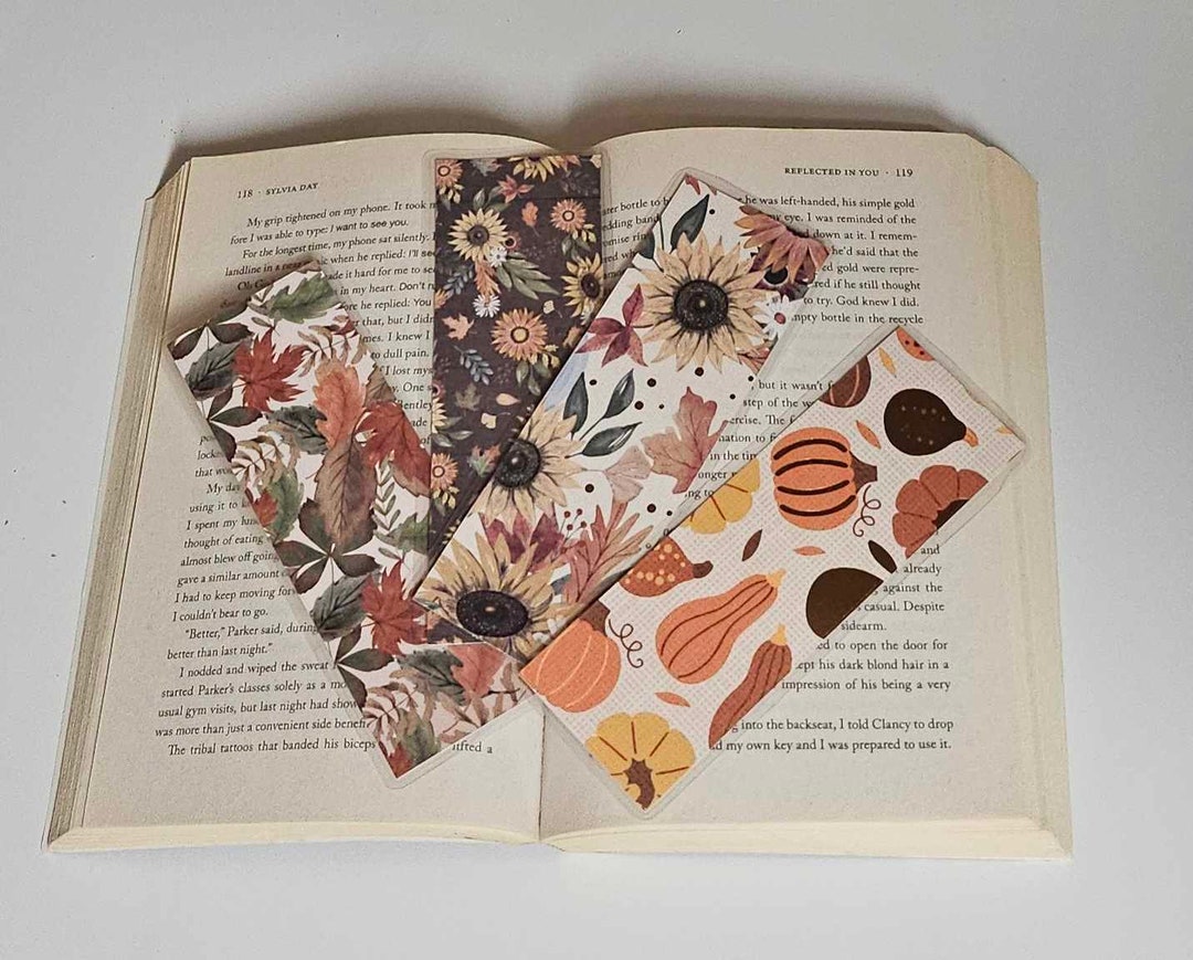 Laminated Bookmark Set Custom Bookmark Gift for Readers Booktok Books ...