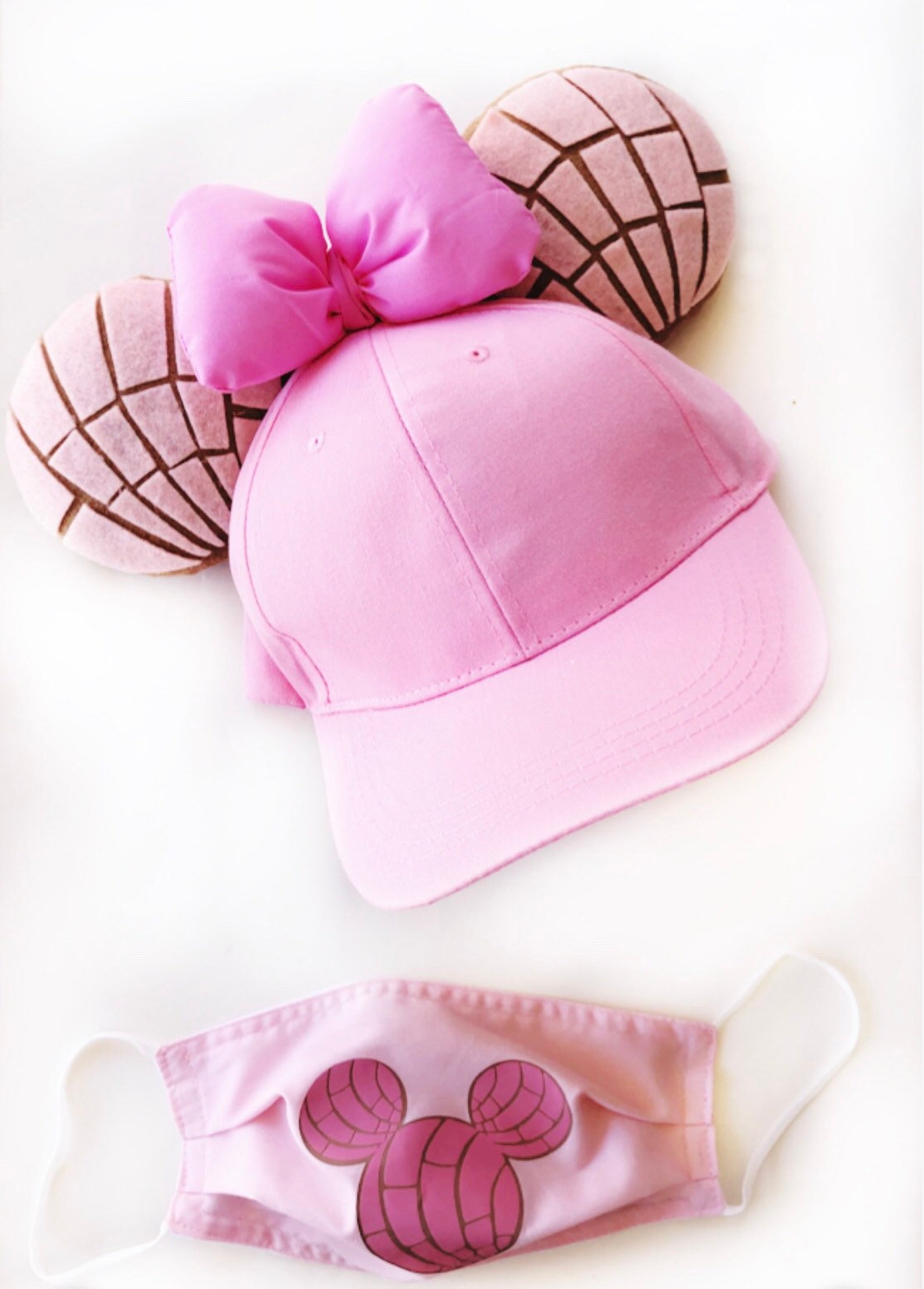 Concha Ear Mouse Hat | Etsy