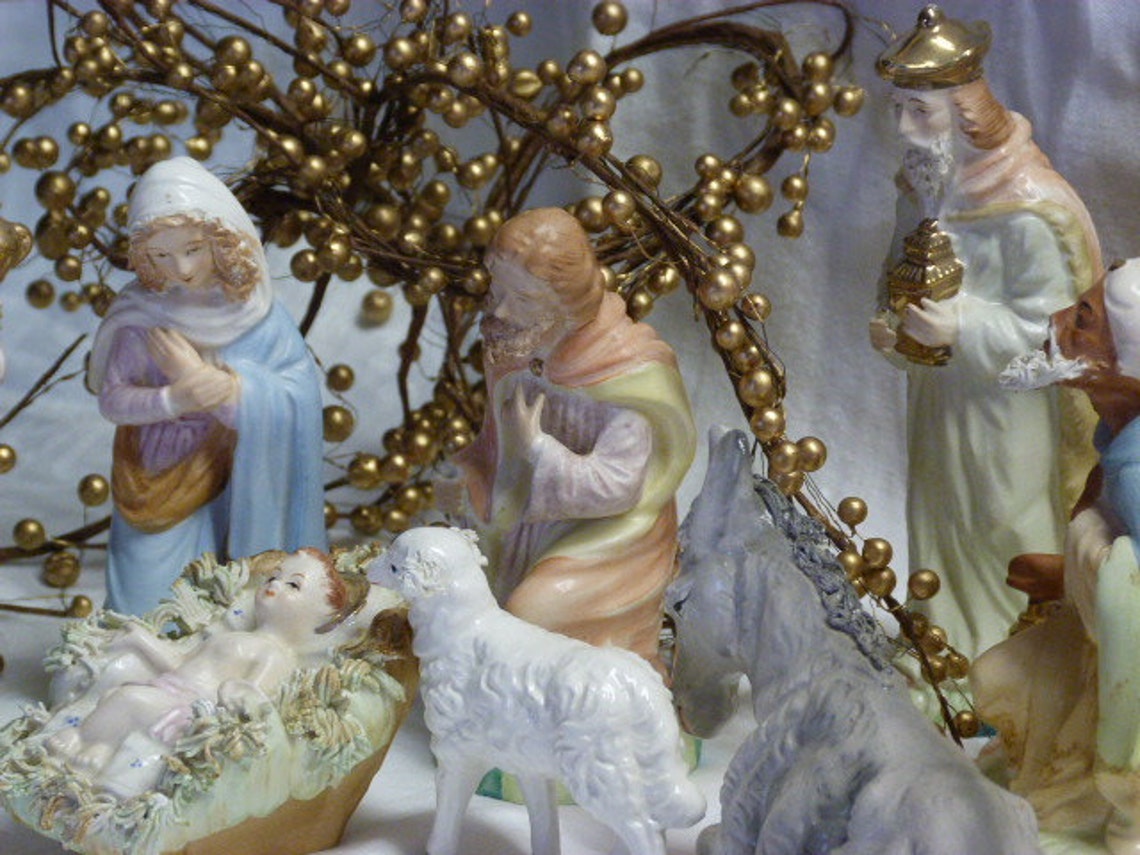Nativity Set Hand Painted in Japan Christmas Nativity Scene With Gold ...