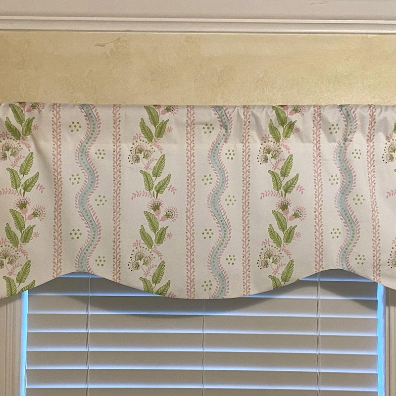 Scallop Valance - Etsy