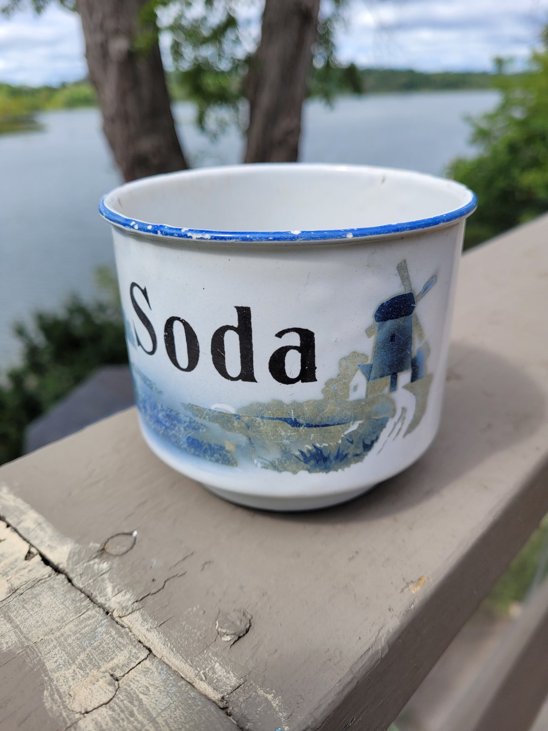 Vintage Enamelware Soda Dish Laundry Graniteware French Enamel Windmill ...