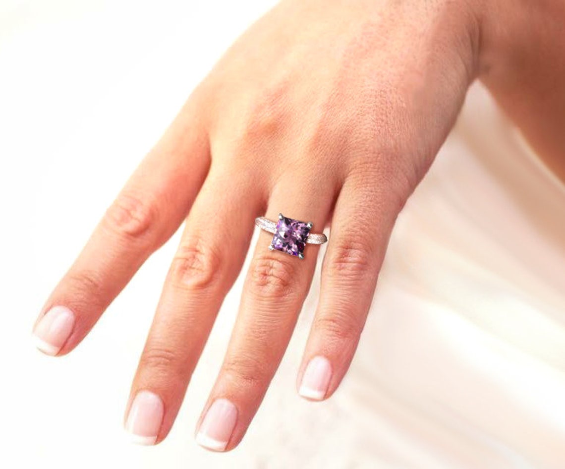 RARE Natural Violet Spinel & Diamond Ring 18K - Etsy