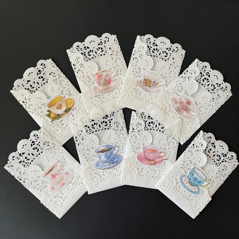 Dainty Tea Party Utensil Holder, Delicate Paper Doily Table Decor ...