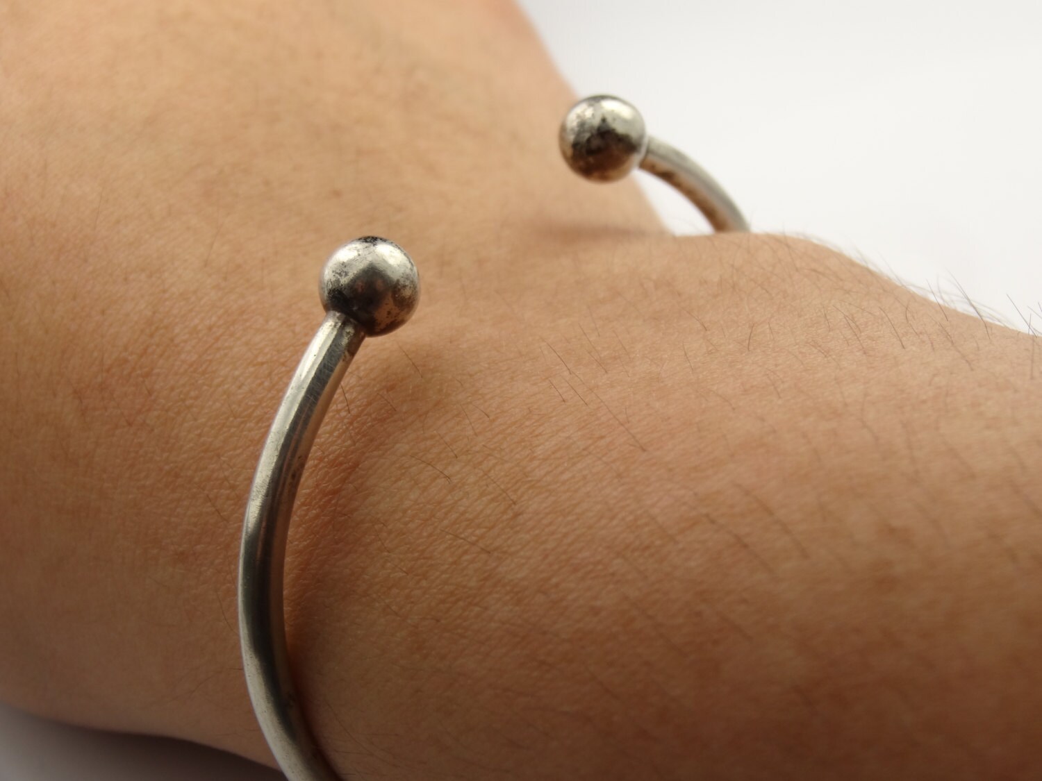 Vintage sterling Silver torque bangle