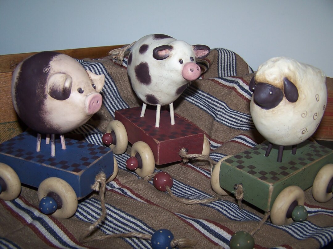 Baa Oink Moo Prim Pull Toys - Etsy