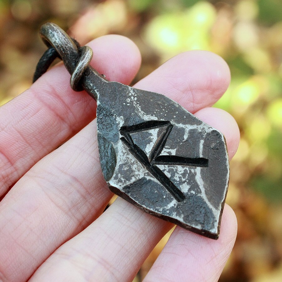 Forged Iron Raido Rad Rune Viking Amulet Runic Nordic Pendant - Etsy