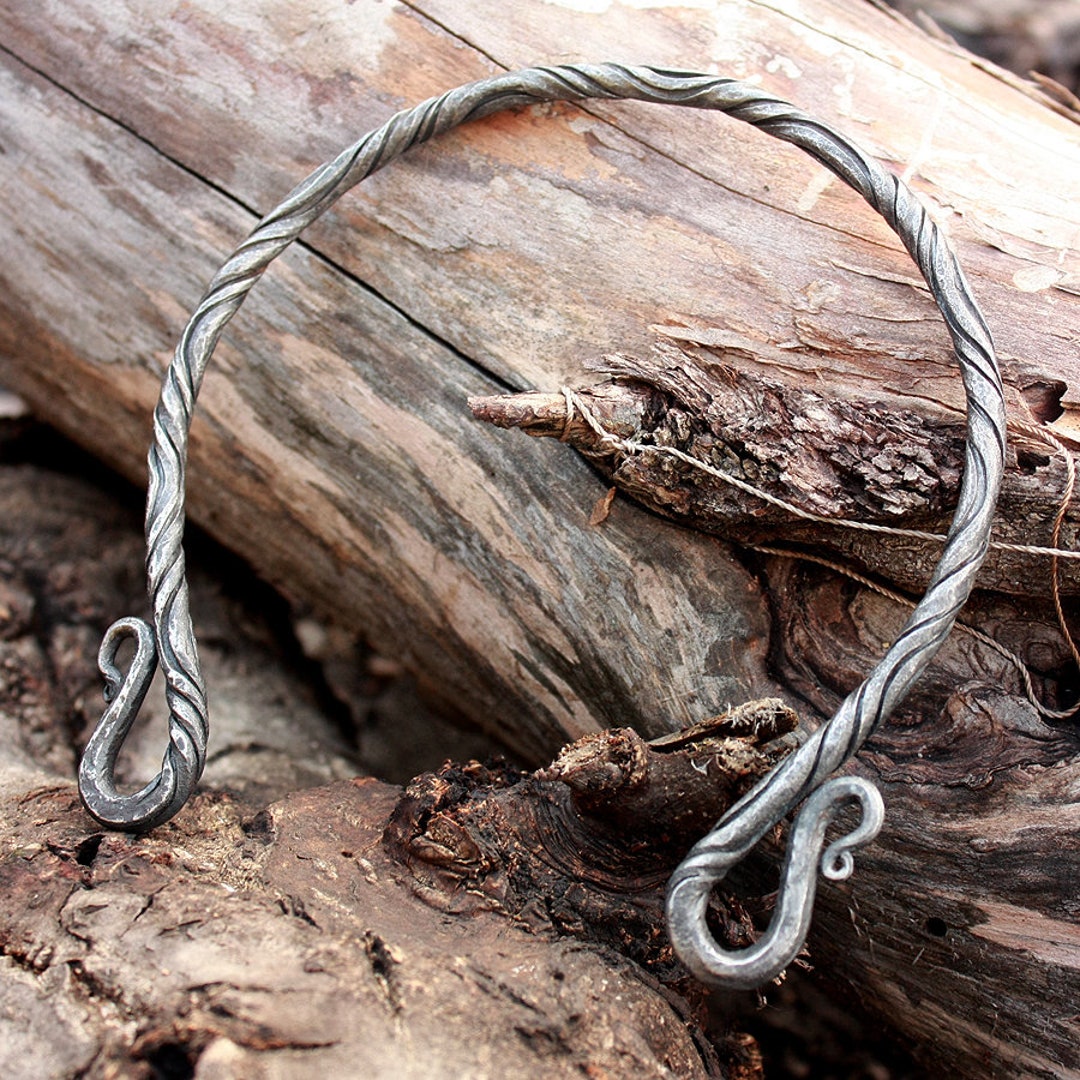 Forged Iron Neck Torc, Forged Torc, Viking Torc, Medieval Nordic Torc ...